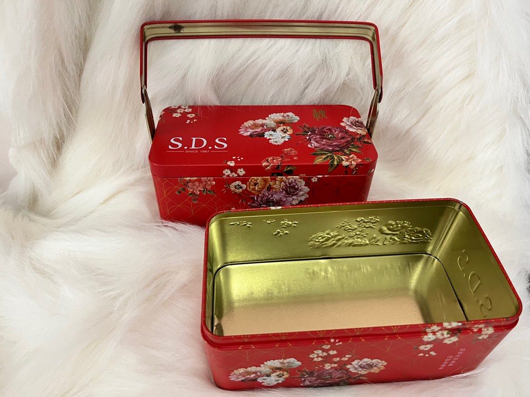 Metal mooncake box, 2 levels/tiers, Furniture & Home Living, Home ...