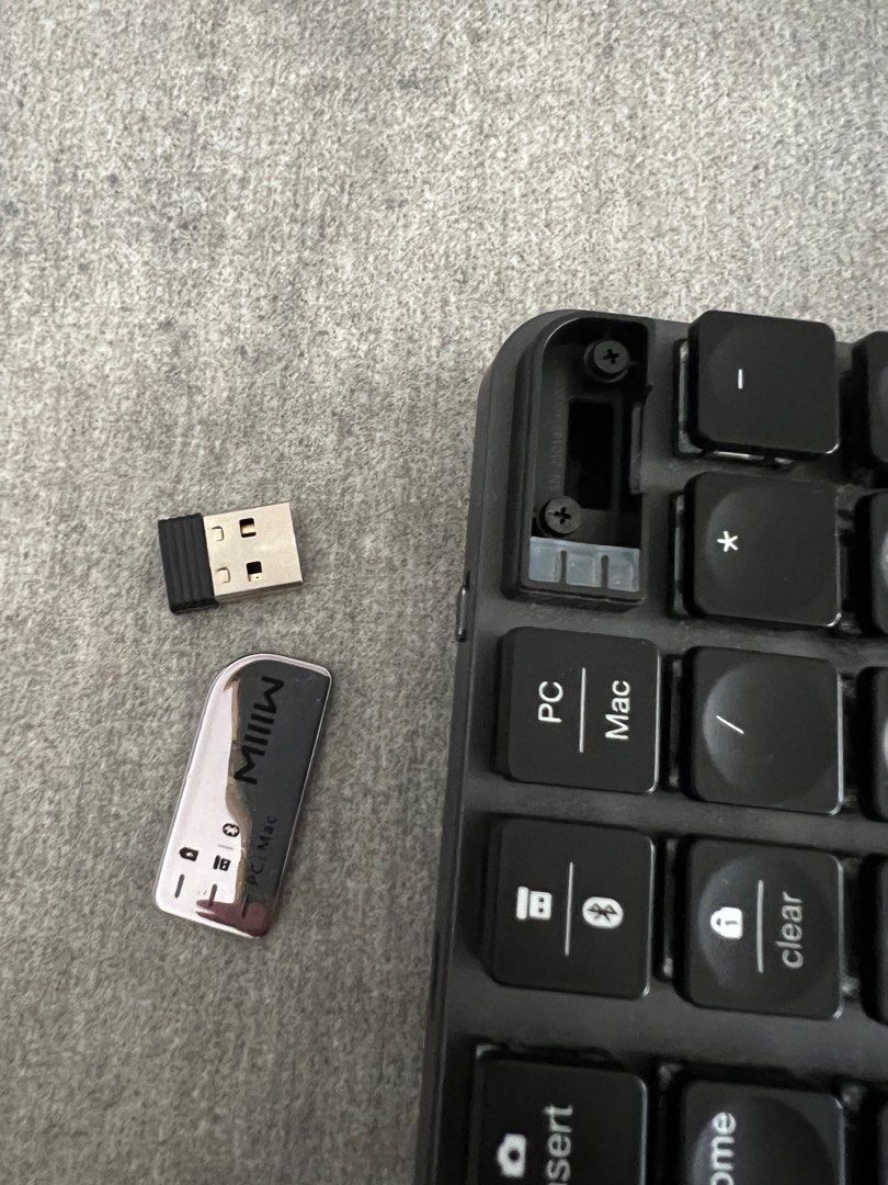 Miiiw Wireless Bluetooth Dual-Mode Metal Mechanical Keyboard Computer, Computers & Tech, Parts ...