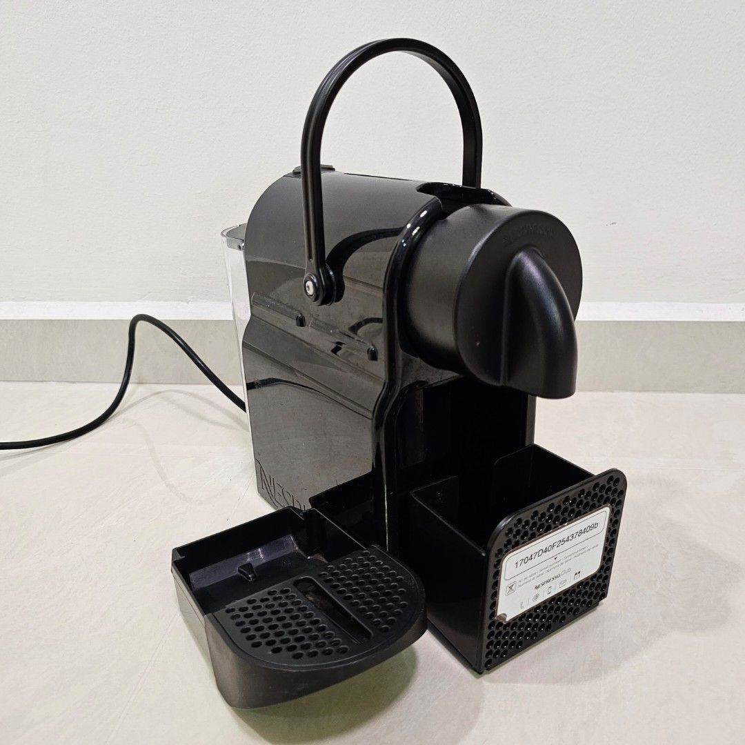 Nespresso Inissia D40 Coffee Machine, TV & Home Appliances, Kitchen ...