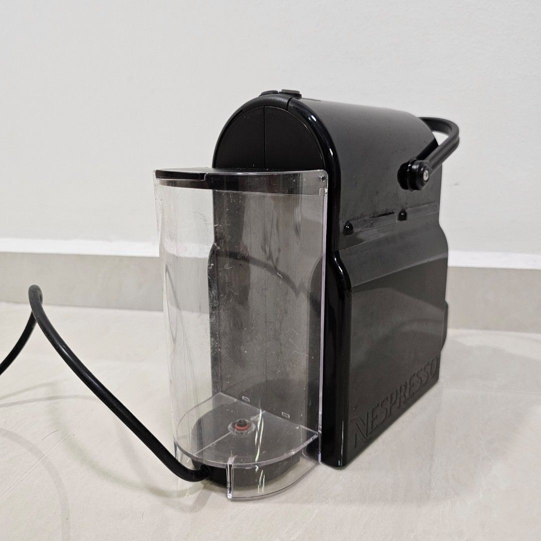 Nespresso Inissia D40 Coffee Machine, TV & Home Appliances, Kitchen ...