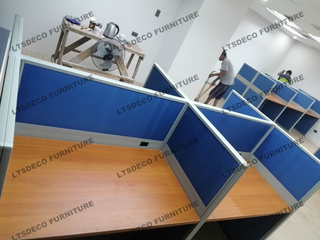 OFFICE PARTITION FULL FABRIC CUBICLE WORKSTATION on Carousell