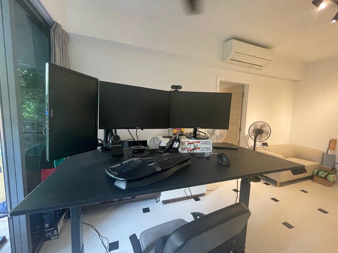 OmniDesk Pro 2020, Computers & Tech, Office & Business Technology on Carousell