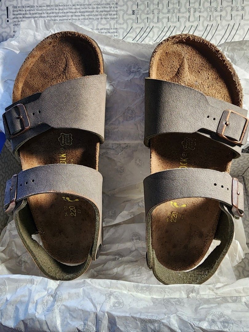 Original Grey Birks sandals, Women's Fashion, Footwear, Sandals on ...
