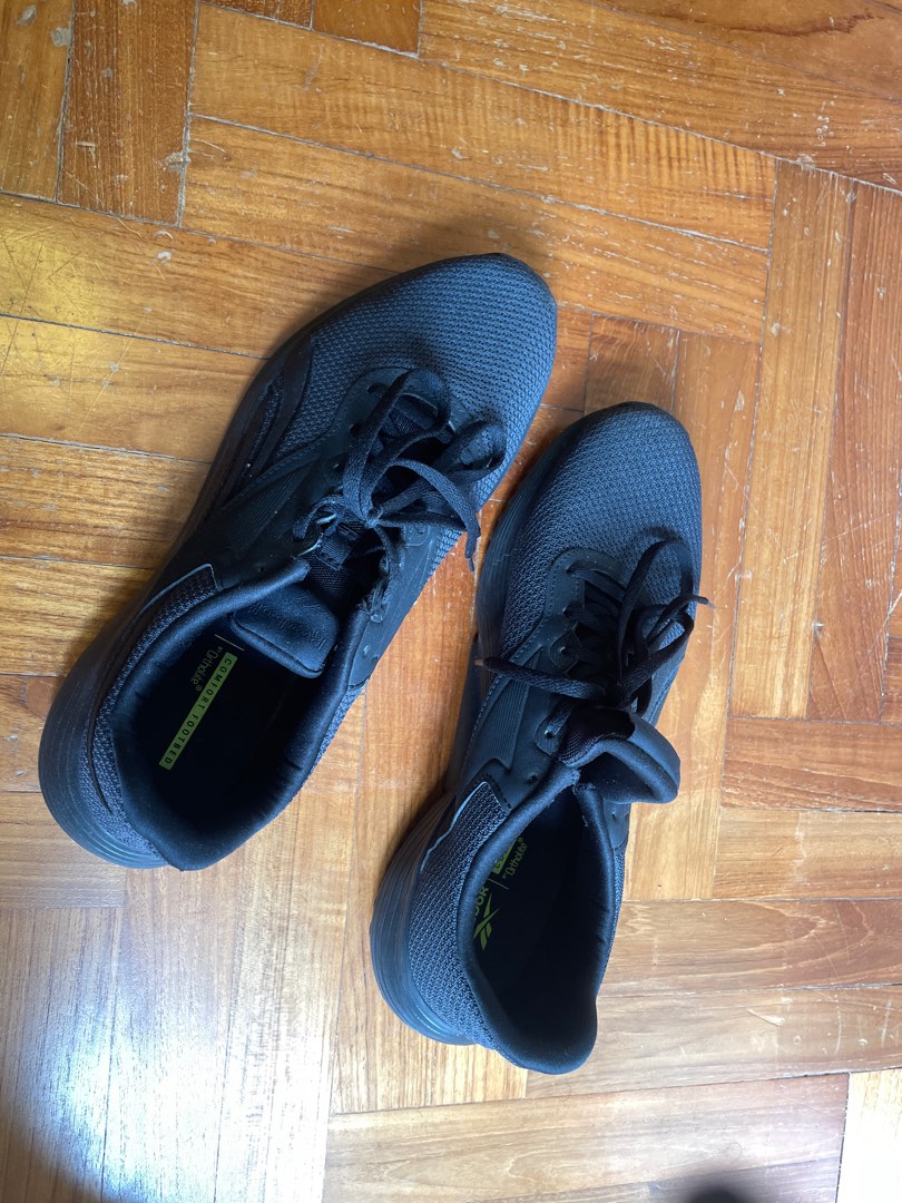 Original Reebok Black, Men's Fashion, Footwear, Sneakers on Carousell