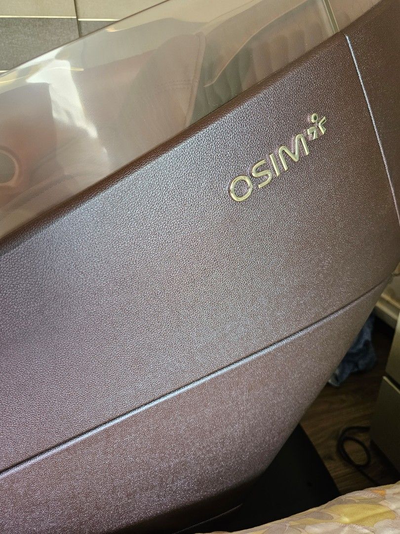 Osim Massage Chair, Health & Nutrition, Massage Devices on Carousell