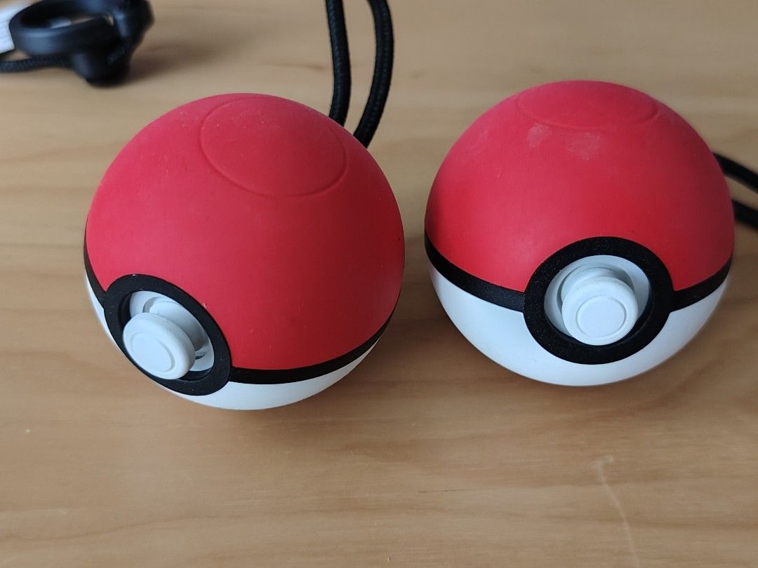 Pokeball poke ball Nintendo switch Pokemon Pokemons console device ...