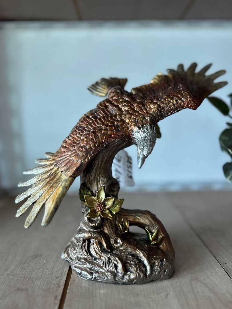 Polystone Statues Decors (Assorted), Furniture & Home Living, Home ...