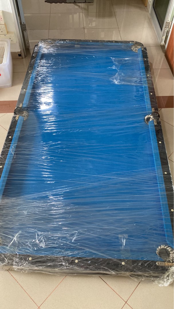 Pool table (8ft) Foldable, Everything Else on Carousell
