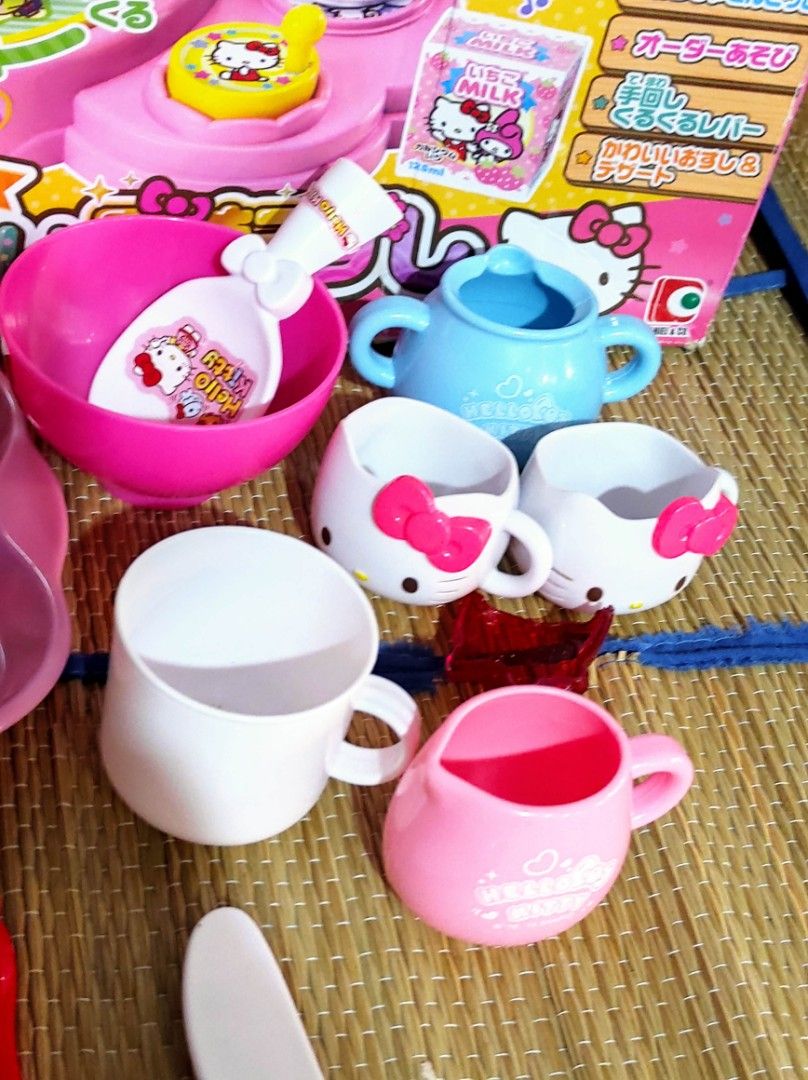 Sanrio Hello Kitty Kaiten Sushi on Carousell