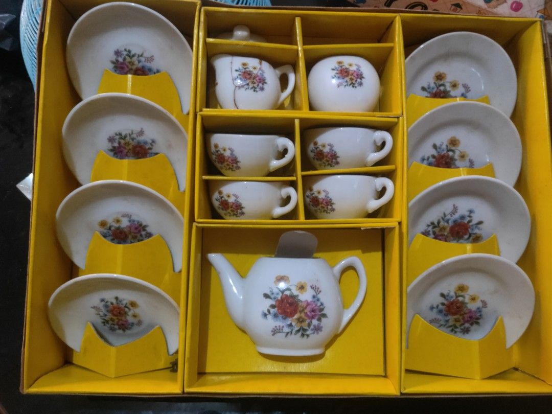 Satu set komplit tea set antik banget, Antik, Furnitur di Carousell
