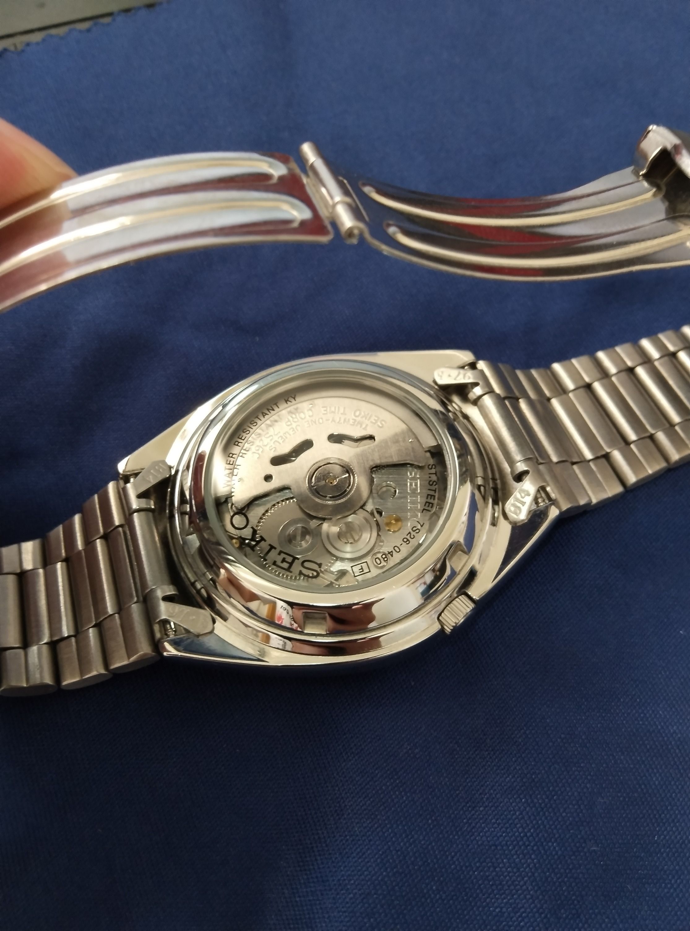 Seiko 5 Automatic Black/Dark Grey Dial Stainless Steel Men's Watch ...