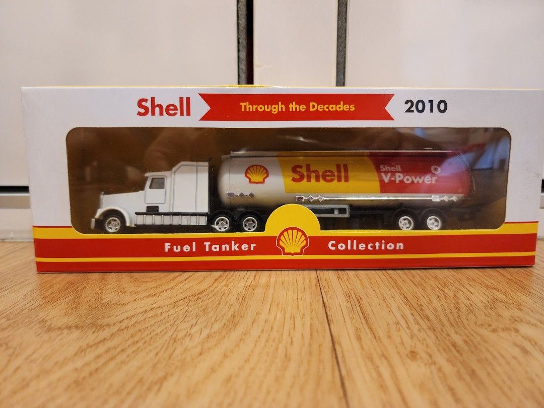 Shell Oil Tanker 2010, Hobbies & Toys, Toys & Games on Carousell