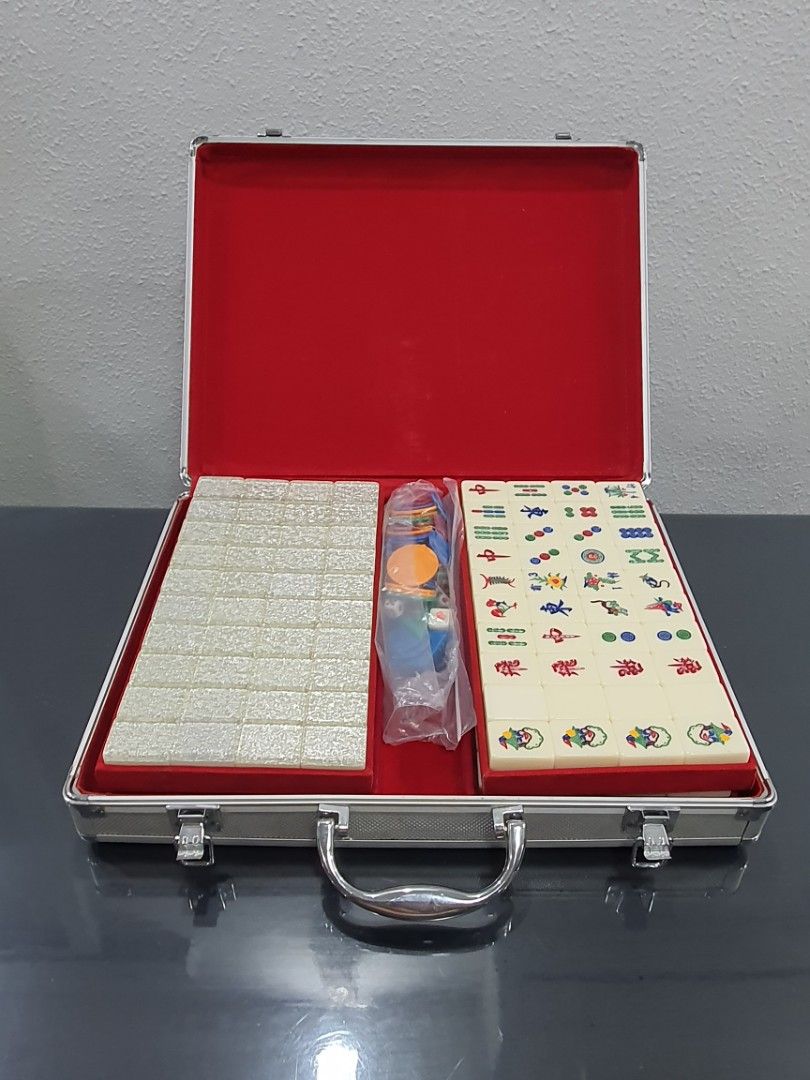 Silver Colour Mahjong Set with Aluminium Metal case, Hobbies & Toys ...