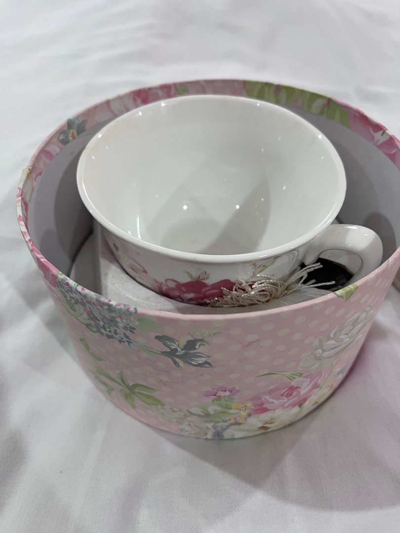 Teacup, Furniture & Home Living, Kitchenware & Tableware, Coffee & Tea ...