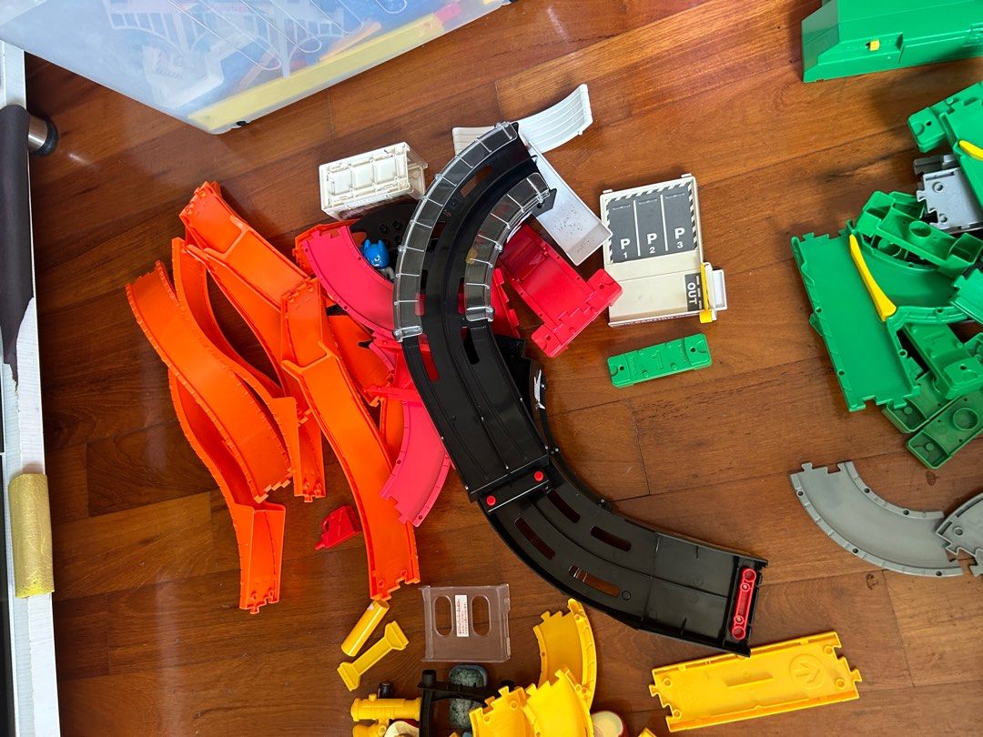 Tomica Track sets CLEARANCE, Hobbies & Toys, Toys & Games on Carousell