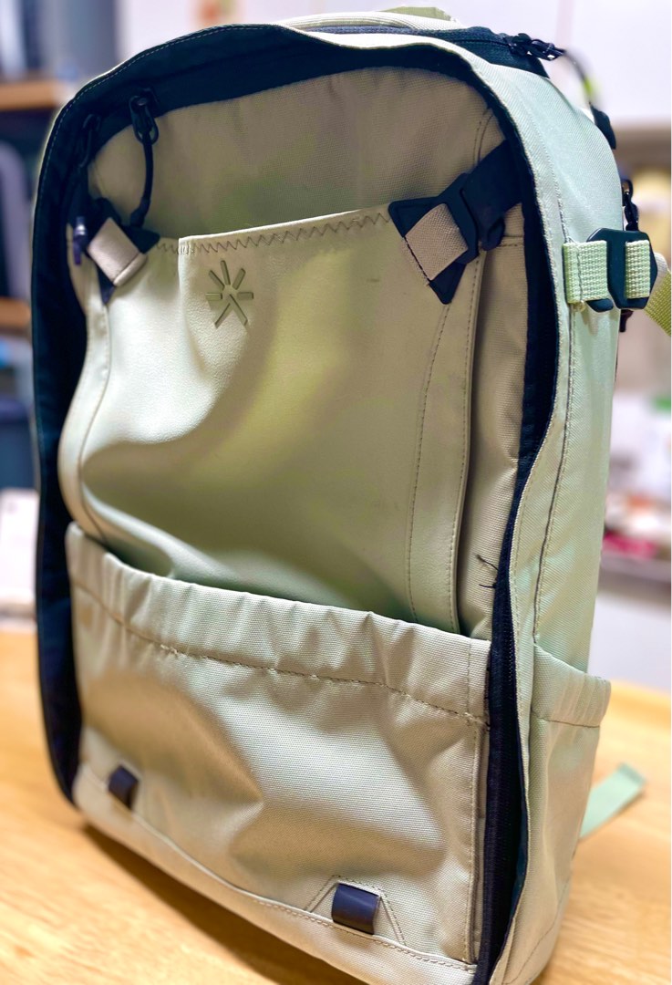 Tropic Feel Nest backpack, Women's Fashion, Bags & Wallets, Backpacks ...