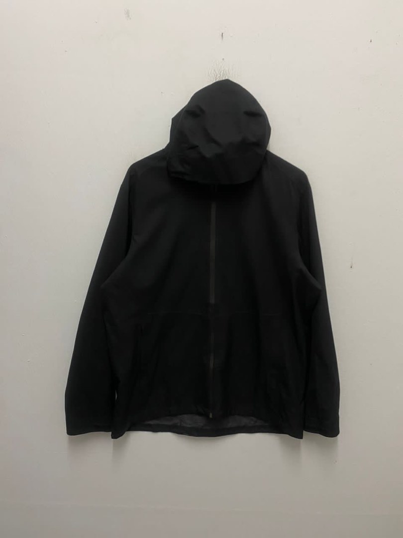 Uniqlo Block tech Windbreakers Jacket, Men's Fashion, Coats, Jackets ...