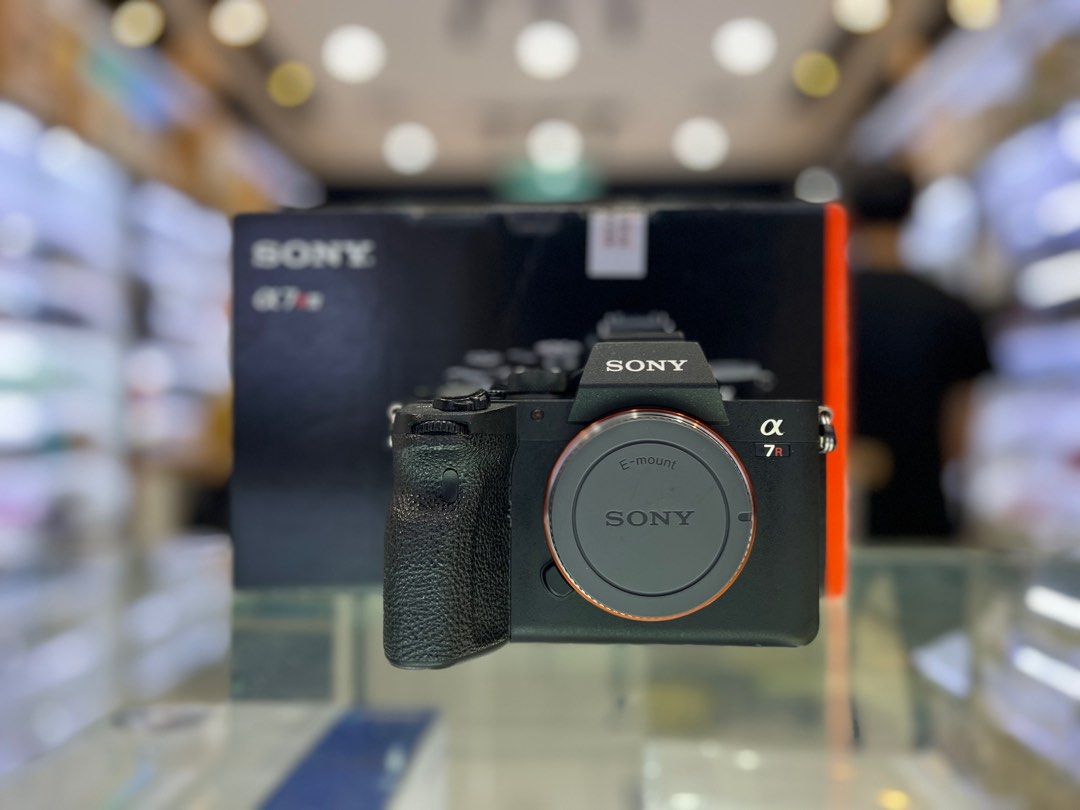 Used Sony A7RM4 Body, Photography, Cameras on Carousell