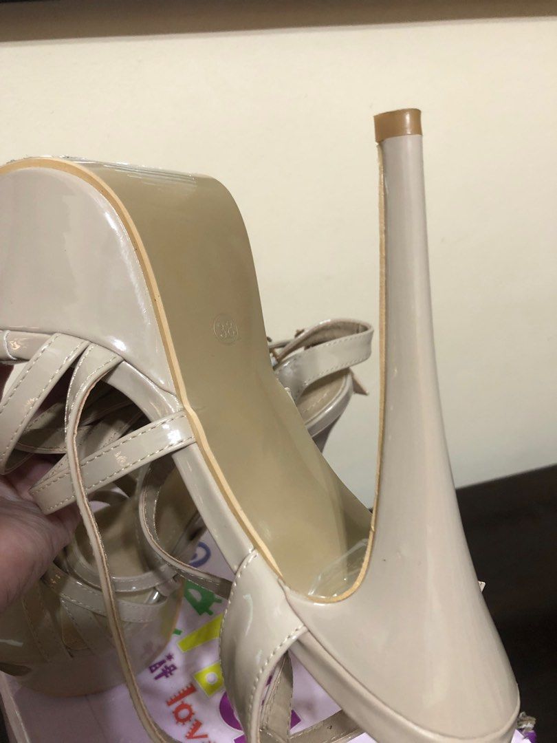 Venus Pageant Heels, Women's Fashion, Footwear, Heels on Carousell