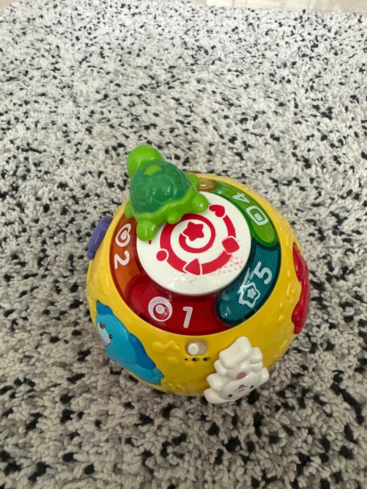 Vtech wiggle and crawl ball, Babies & Kids, Infant Playtime on Carousell