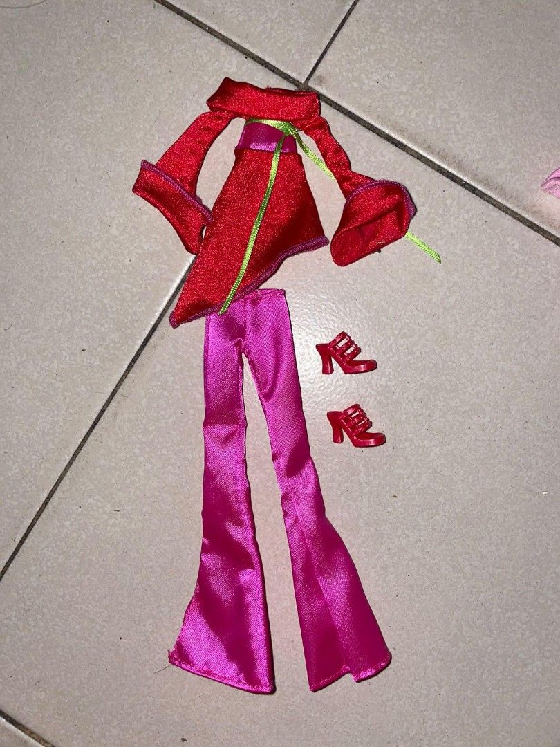 Winx Club Dance Nights Musa Doll Outfit, Hobbies & Toys, Toys & Games ...