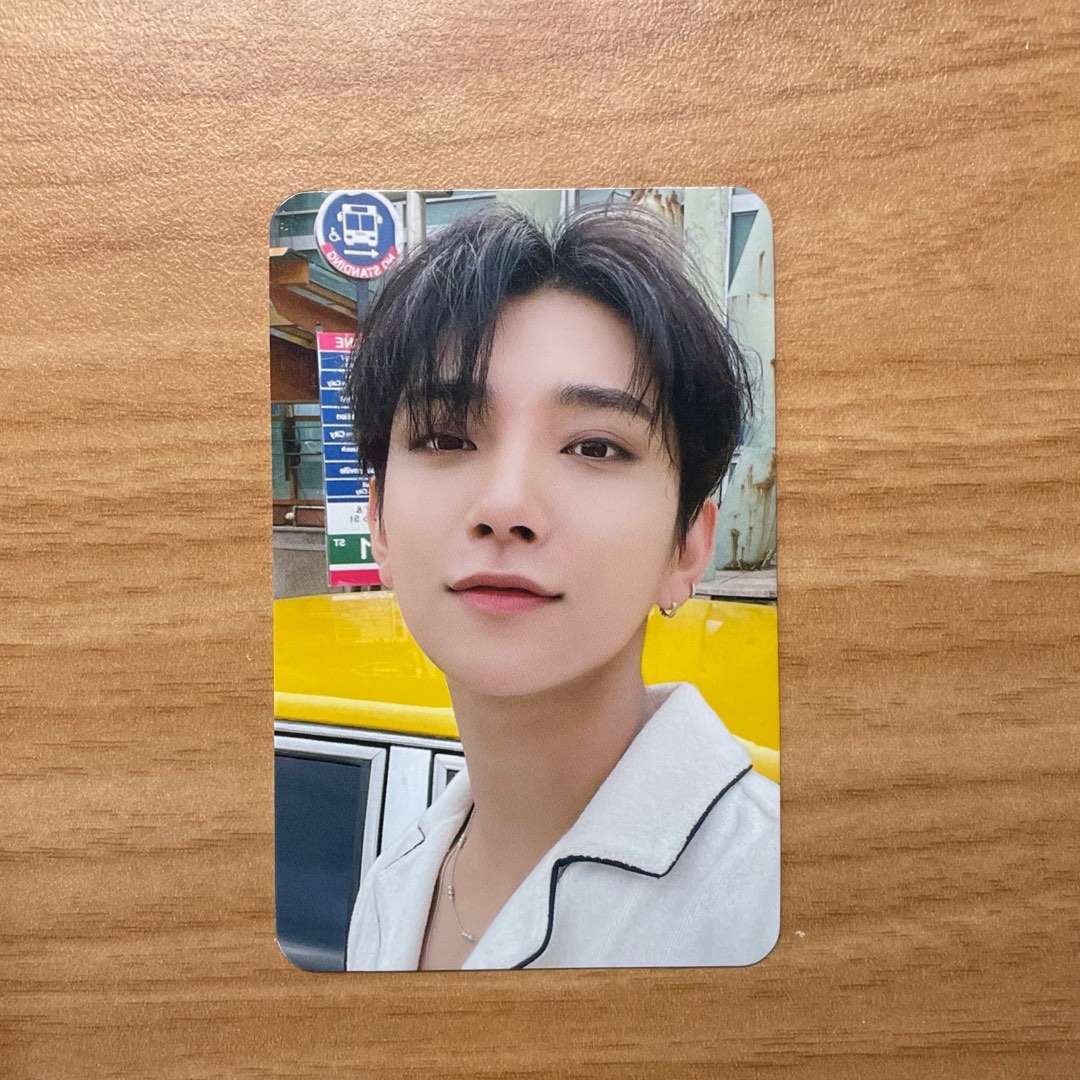 WTS SEVENTEEN Joshua Shopee Fansign PC, Hobbies & Toys, Memorabilia ...