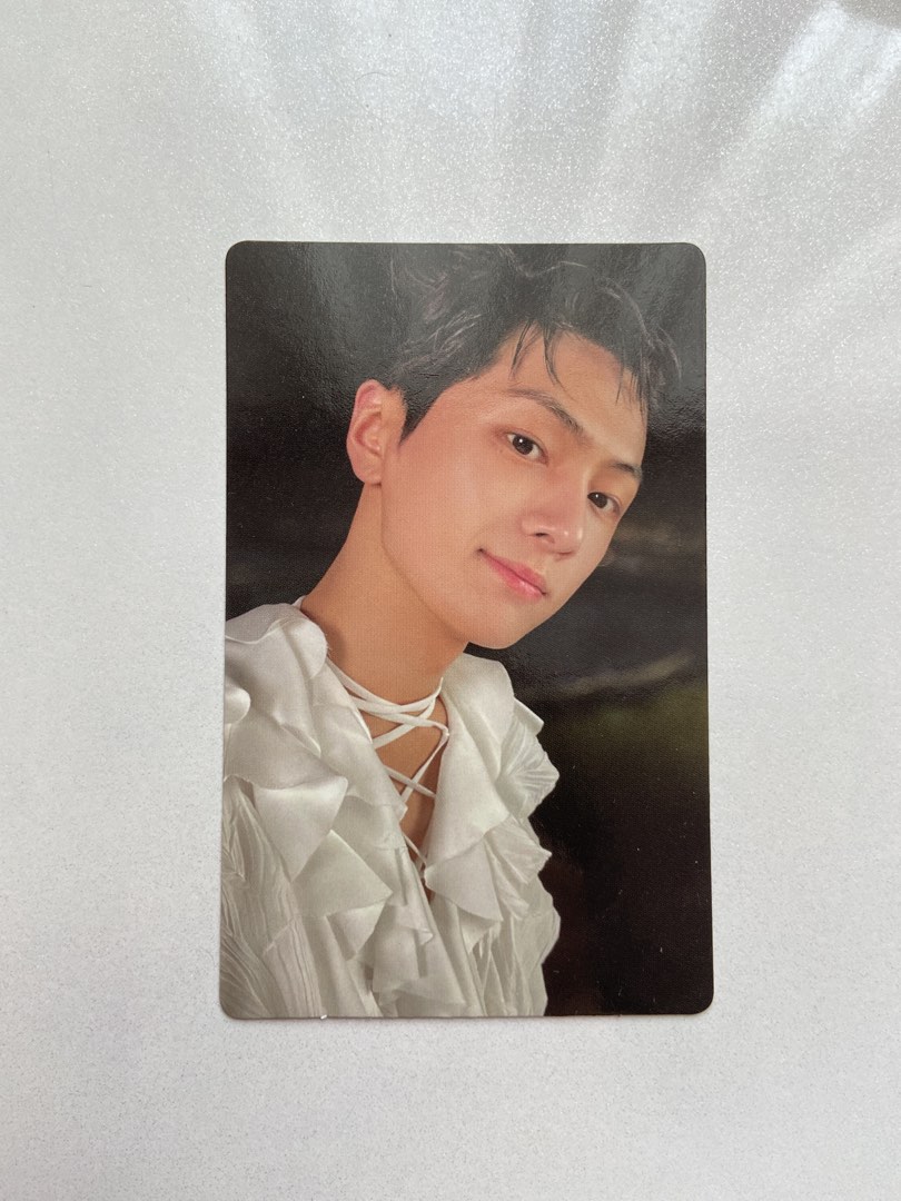 WTT Enhypen Dark Blood Jay half ver pc, Hobbies & Toys, Memorabilia ...