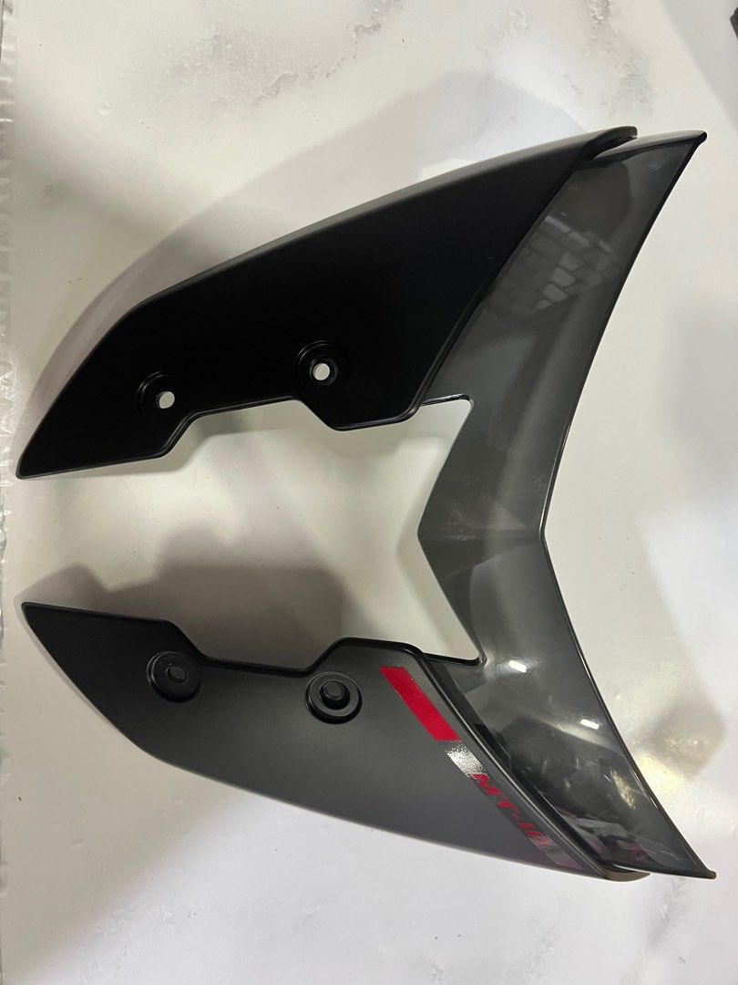 Yamaha mt10 short original windshield, Motorcycles, Motorcycle ...