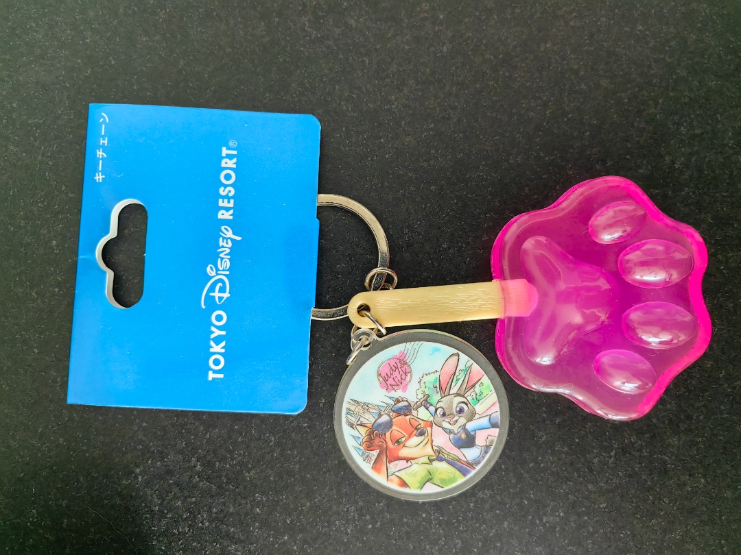 Zootopia keychain popsicle, Hobbies & Toys, Memorabilia & Collectibles ...