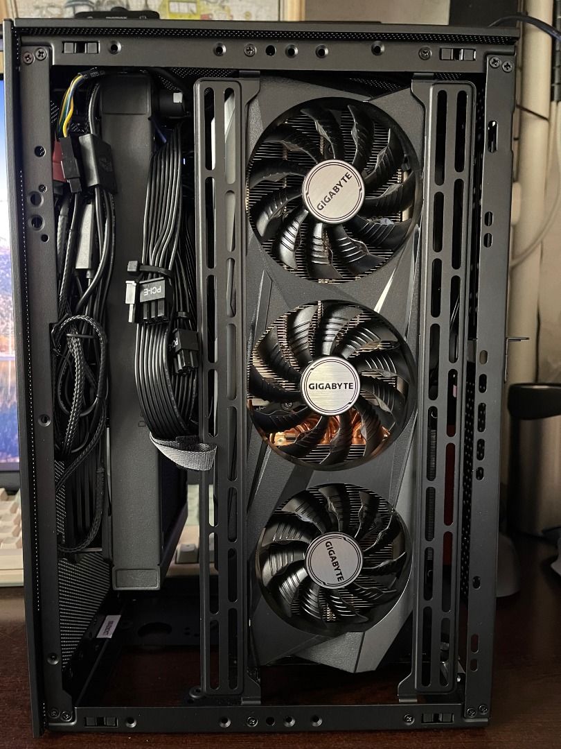 高畫質 4K解像度 80 fps gaming m-ITX 小體積電腦 (i5 13400F + RTX 3080 Ti), 電腦＆科技, 桌 ...