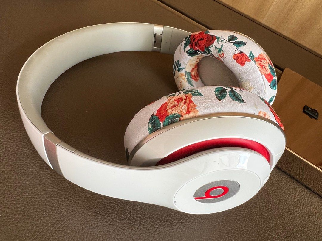 Beats Studio headphones, Audio, Headphones & Headsets on Carousell