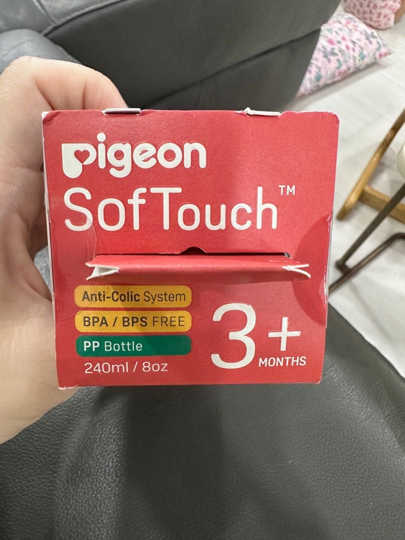 [Brand new] Pigeon PP SofTouch bottle 240ml (4 available), Babies ...