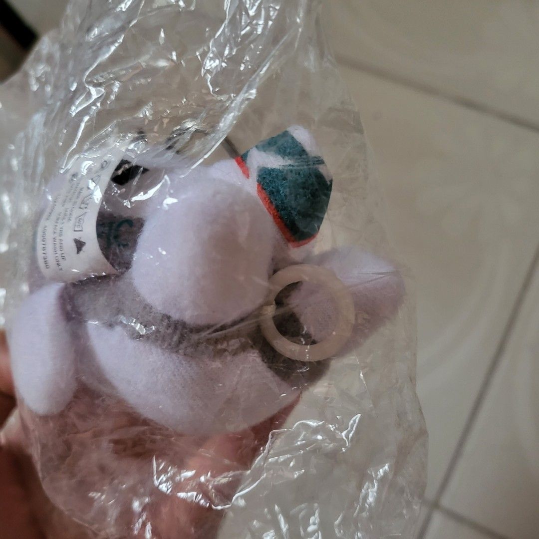 Cathay Pacific Plush Keychain, Hobbies & Toys, Memorabilia ...