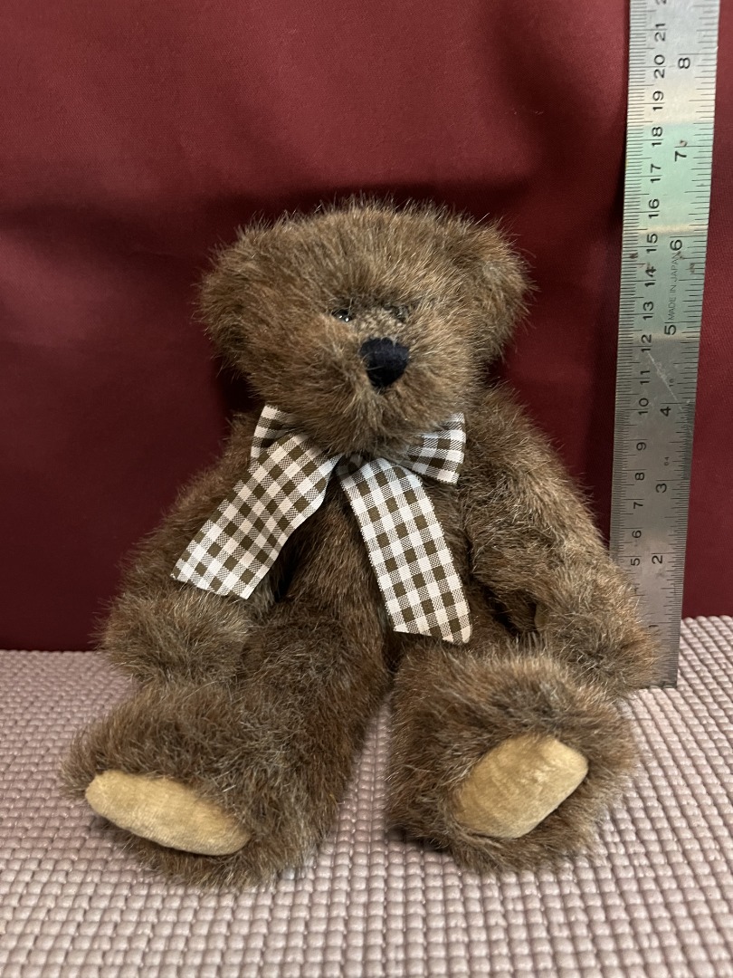 Chester Traditional Teddy Bear by Teddy & Friends, Movable head & legs ...