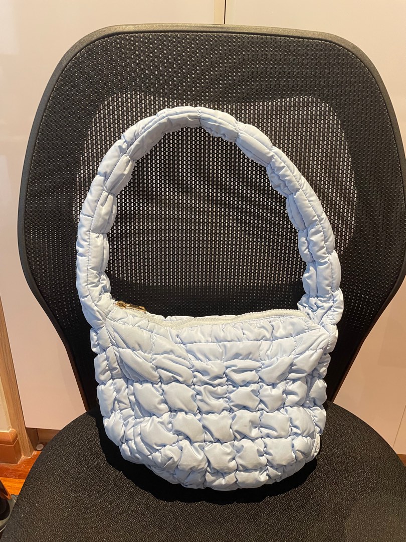 Cloudy Quilted Bag pastel, Women's Fashion, Bags & Wallets, Shoulder ...