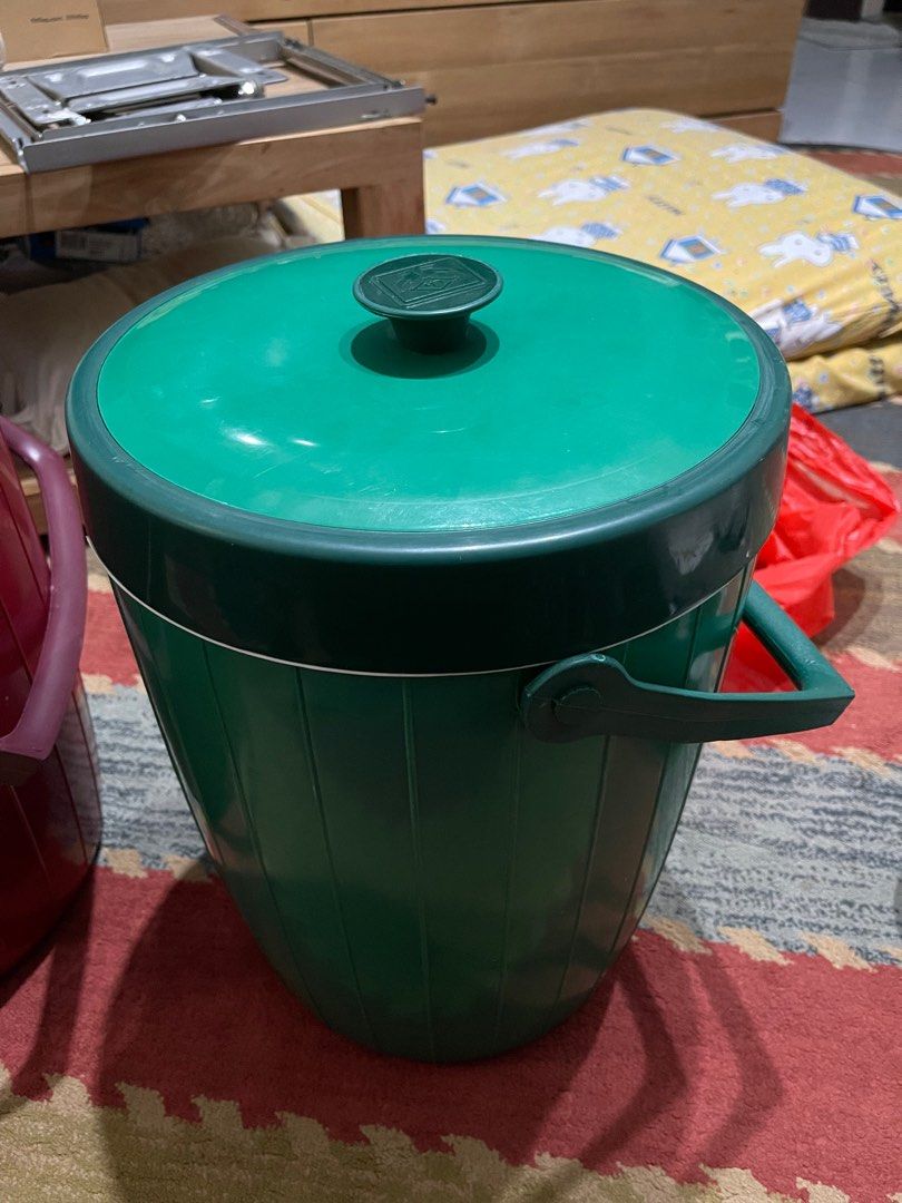 Container/Tong for rice or food, TV & Home Appliances, Kitchen ...