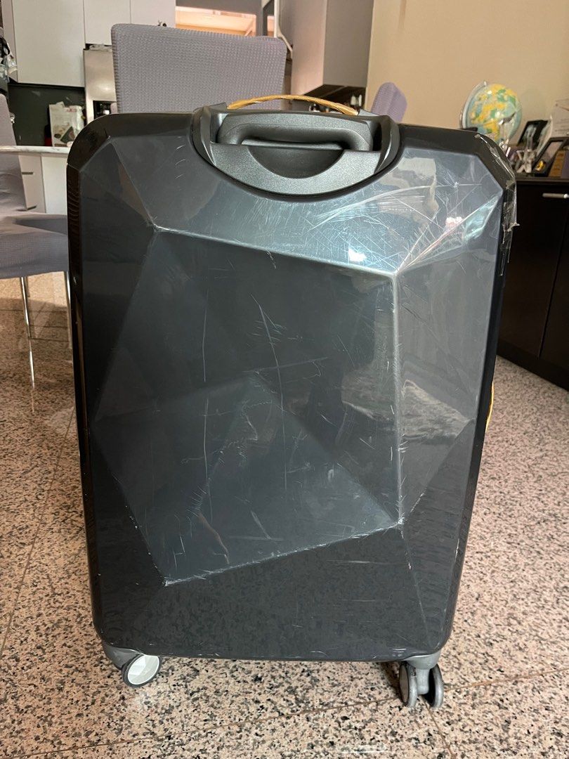 Delsey Hardcase Luggage (75 cm Diagonal, Roller), Hobbies & Toys ...