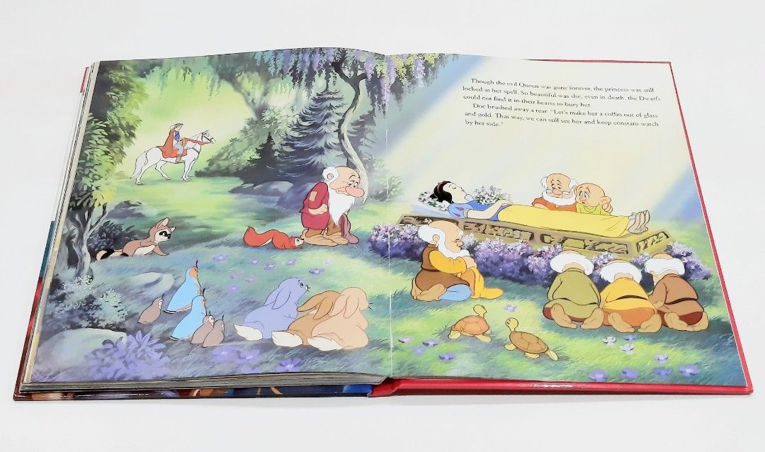 DISNEY PRINCESS Enchanting Tales Read-Along Storybook and CD (3 Stories ...