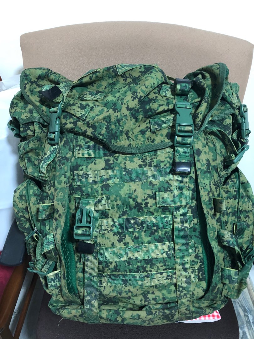 Field Backpack, Men's Fashion, Bags, Backpacks on Carousell