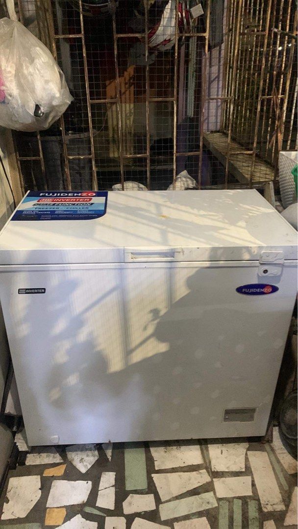 Fujidenzo Chest type Inverter, TV & Home Appliances, Kitchen Appliances ...