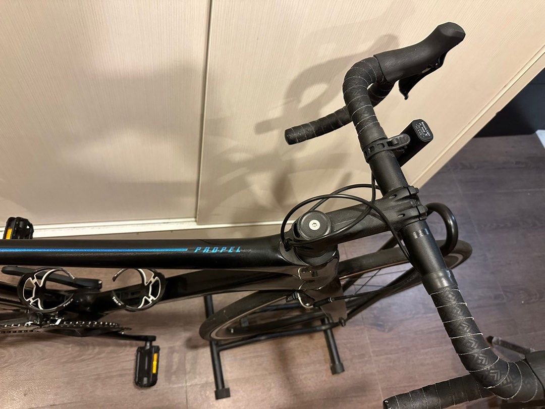 Giant Propel, Scott 940, Avanti Aggressor, Sports Equipment, Bicycles ...