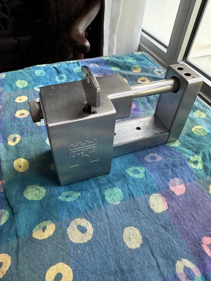 HDB metal pad lock Castle, Furniture & Home Living, Security & Locks ...