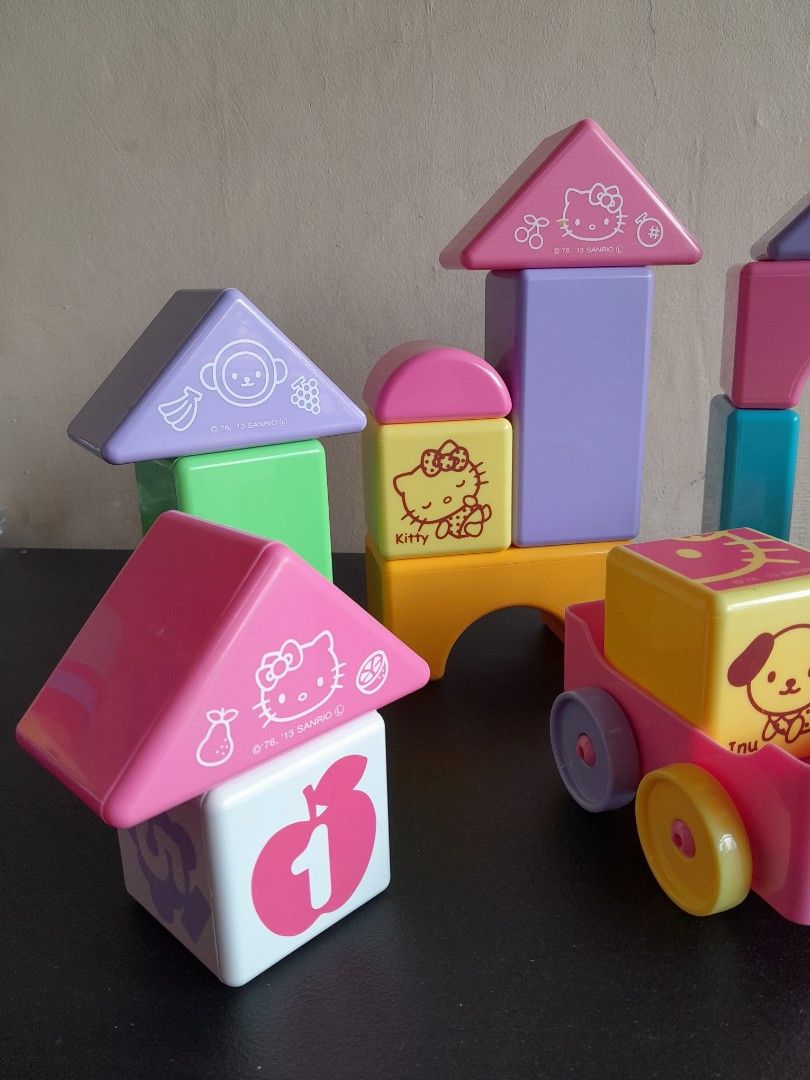 Hello Kitty Building Blocks on Carousell