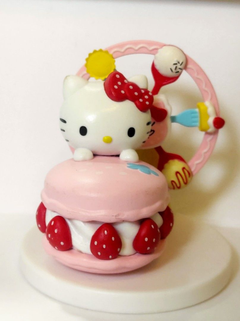 HELLO KITTY MACAROON, Hobbies & Toys, Memorabilia & Collectibles ...