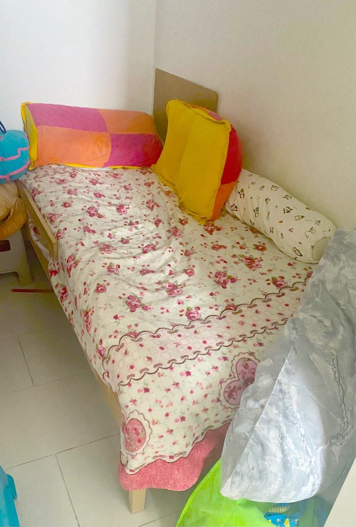 Helper Room Single Bed / Small Single Bed, Furniture & Home Living ...