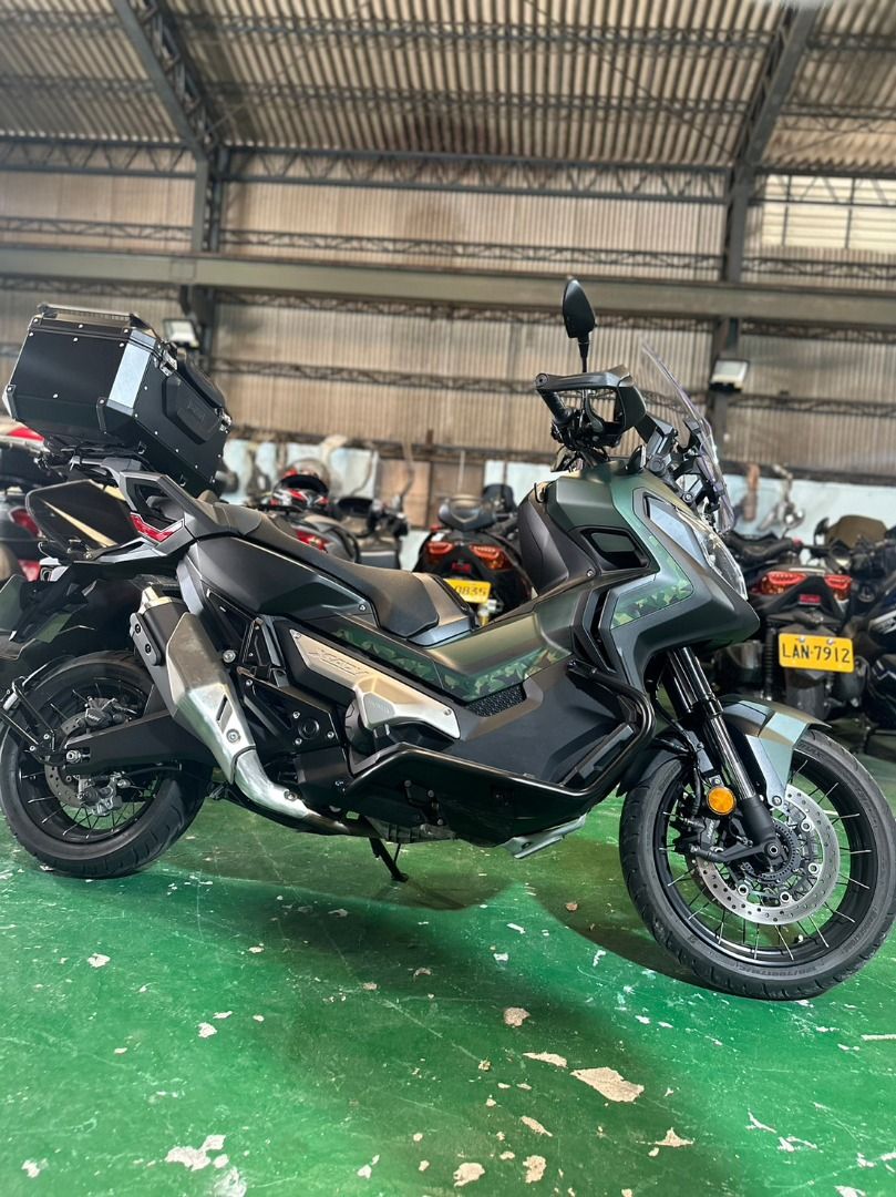 HONDA X-ADV750, 機車, 重機在旋轉拍賣