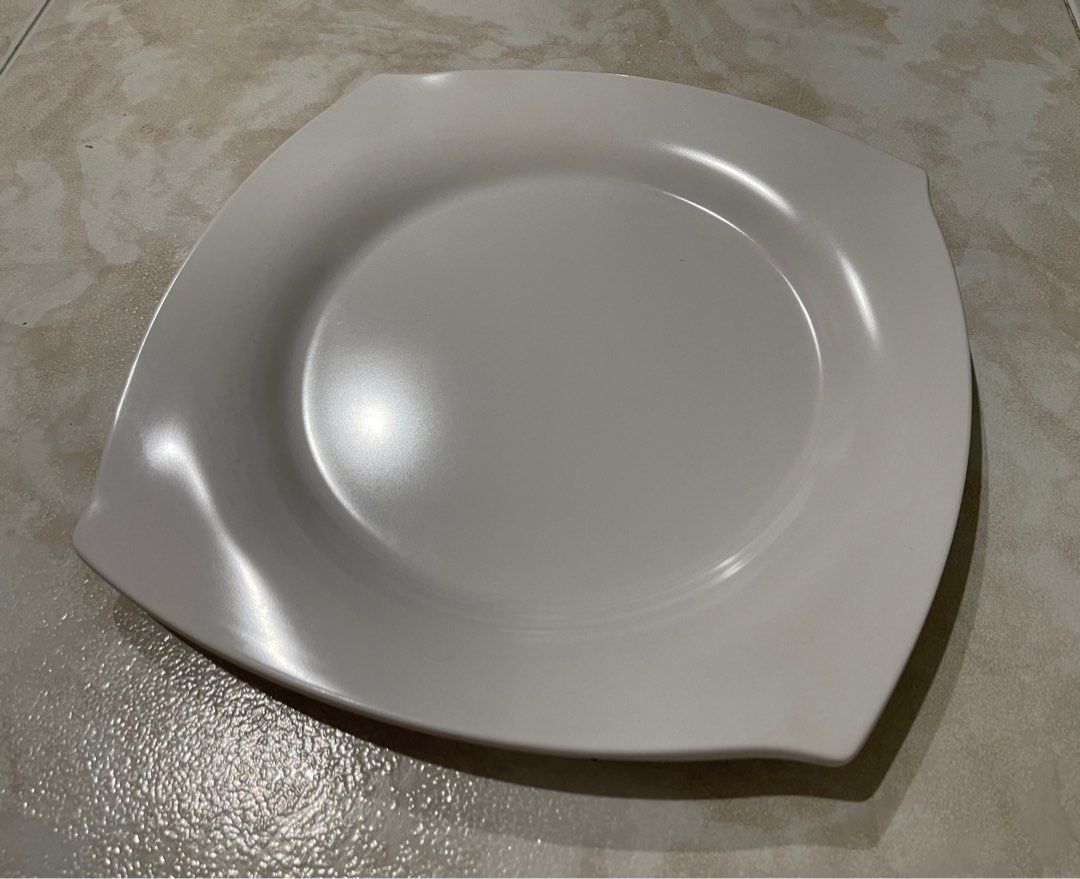 Hoover Melamine Plates 9010 (10.5 inches), Furniture & Home Living ...