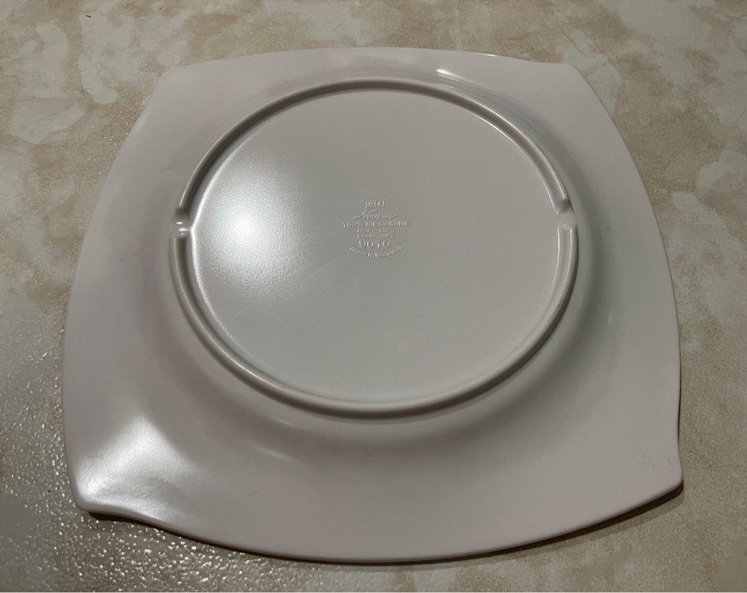 Hoover Melamine Plates 9010 (10.5 inches), Furniture & Home Living ...