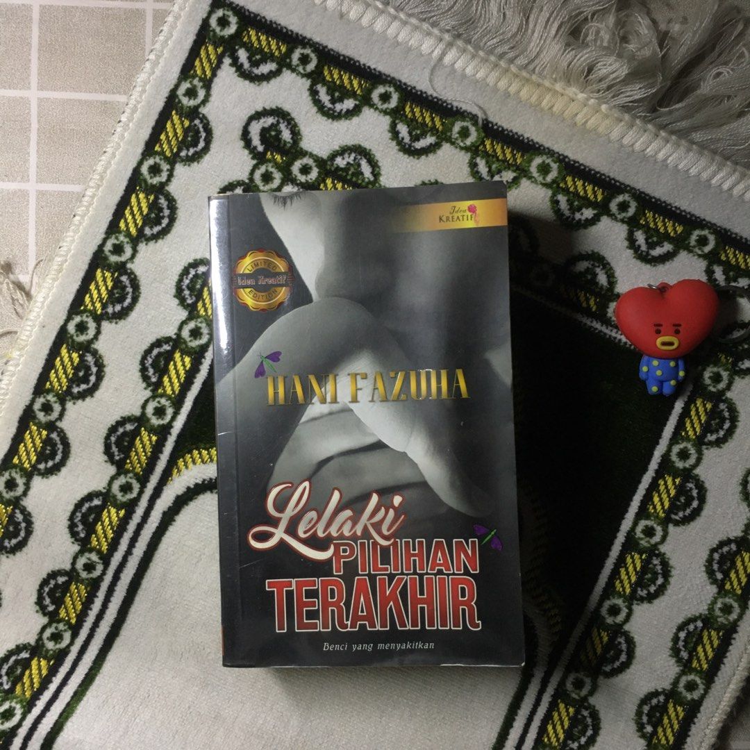 Lelaki Pilihan Terakhir, Aku Yang Tertewas, Dia Random Guy, Hobbies & Toys, Books & Magazines ...