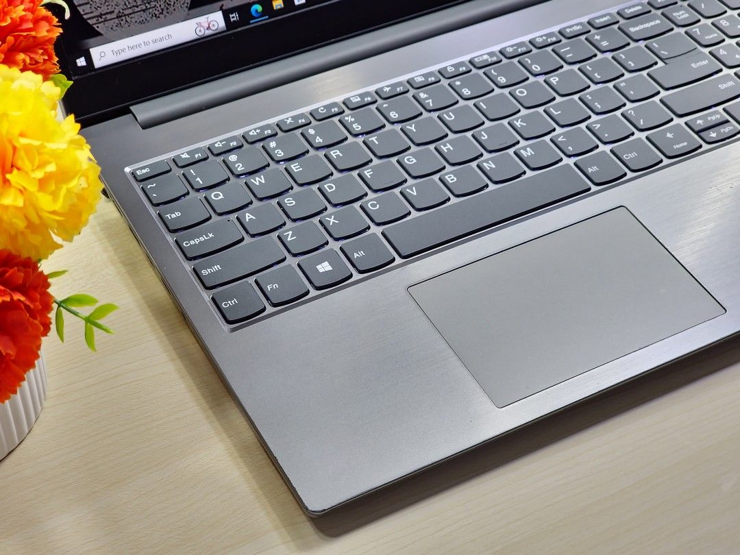 Lenovo ThinkBook 20SM i5-10th Gen 16GB RAM 512GB SSD 1080 FULL HD AMD ...